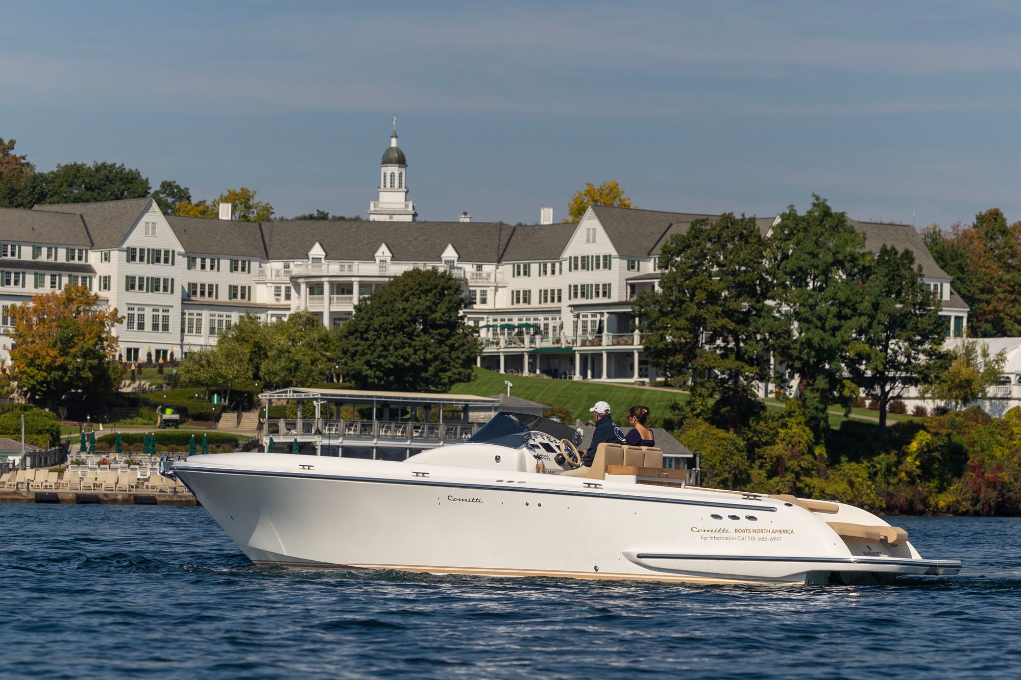 2022 Comitti Isola 33 Sterndrive for Sale | Comitti Boats North America