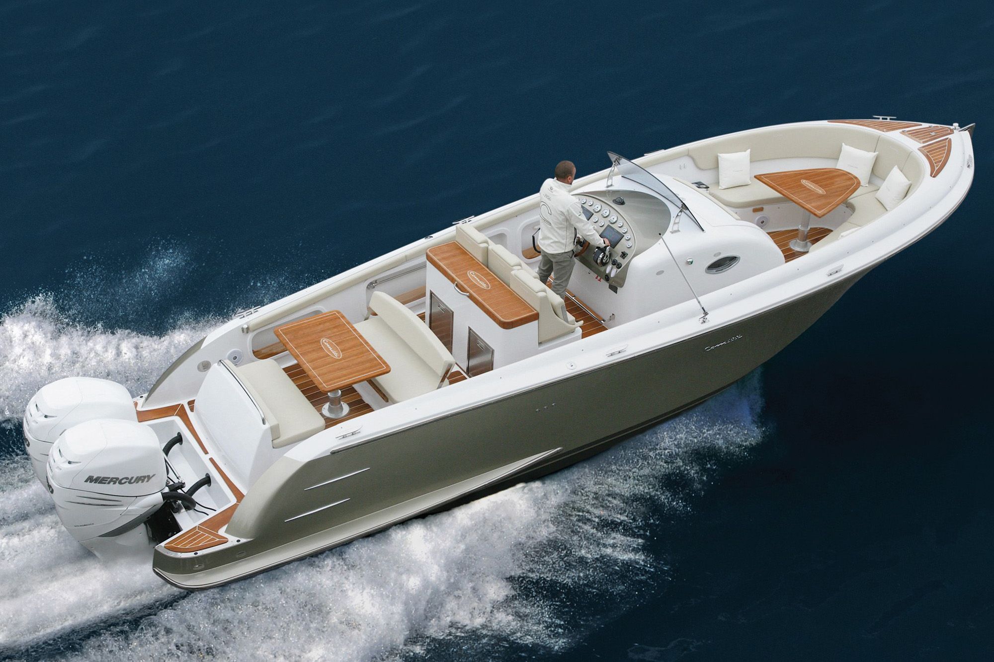 Comitti Isola 33 | Comitti Boats North America